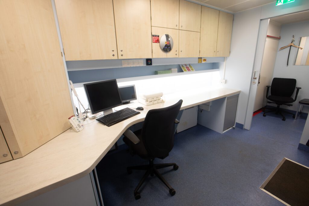 FML MT018 - Fairford Medical