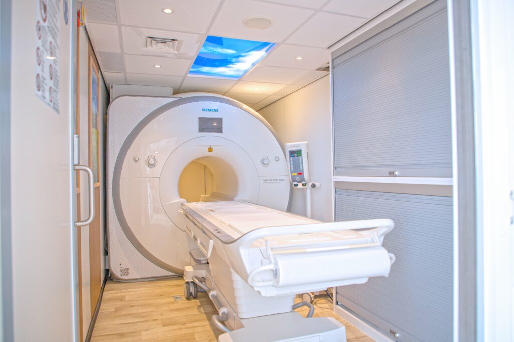 FML MT022 - Fairford Medical