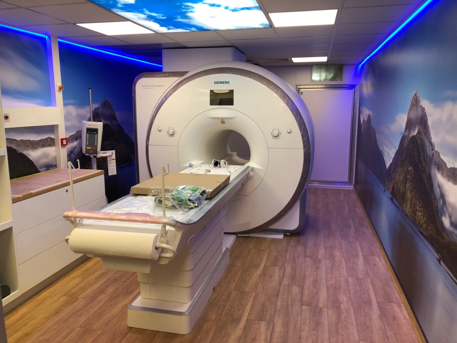 Fairford Medical’s Superb New Relocatable Siemens Avanto Fit 1.5t [2048 ...